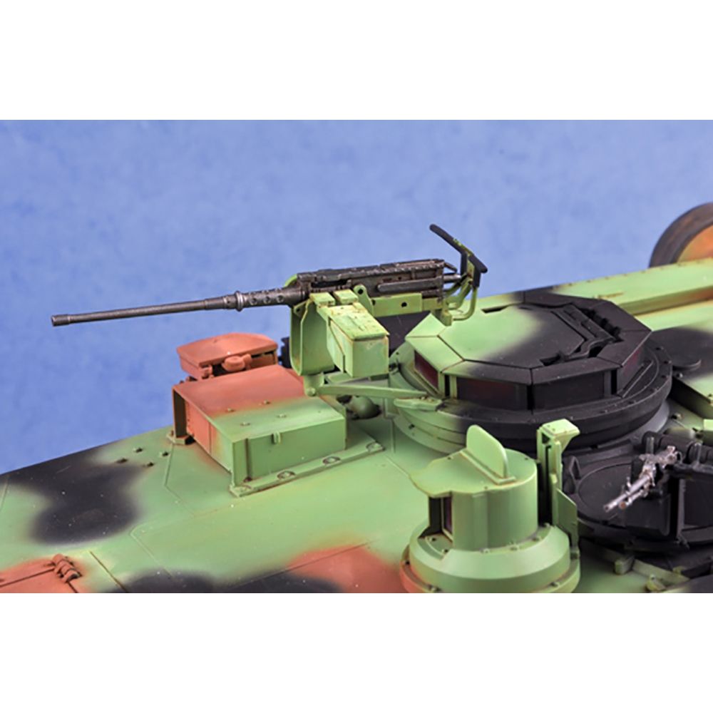 Bachmann Europe plc - US Army M1A1 Abrams AIM Main Battle Tank